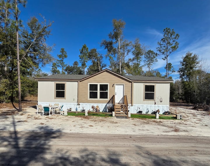 Entire New 3/2 House On 10 Acres Near The Springs - Mayo