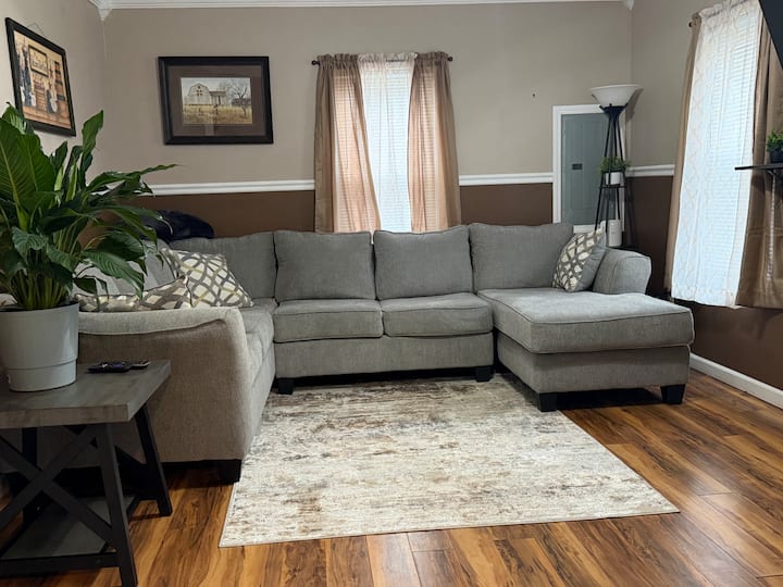 *New* Beckley's Cozy Home Away From Home - Beckley, WV