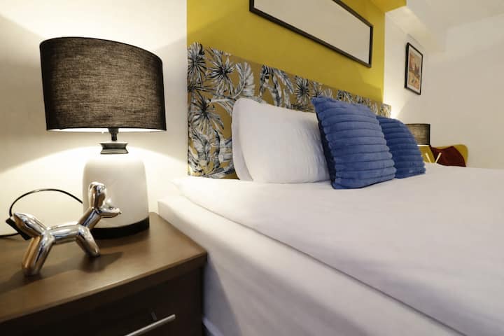 Central Location 1-bed Apartment Free Parking - Colchester