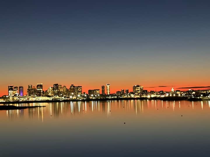 Modern Waterfront 1 Bed 4 Blocks To The T & Beach - Boston, MA