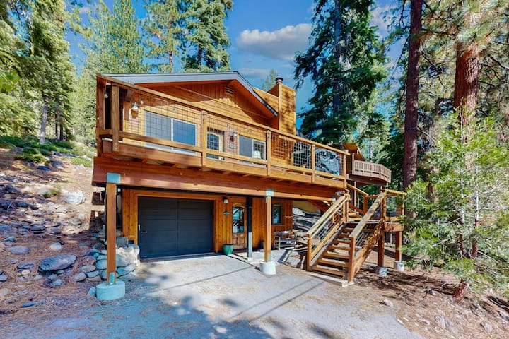 Spectacular 2br Lakeview | Hot Tub - Kings Beach, CA