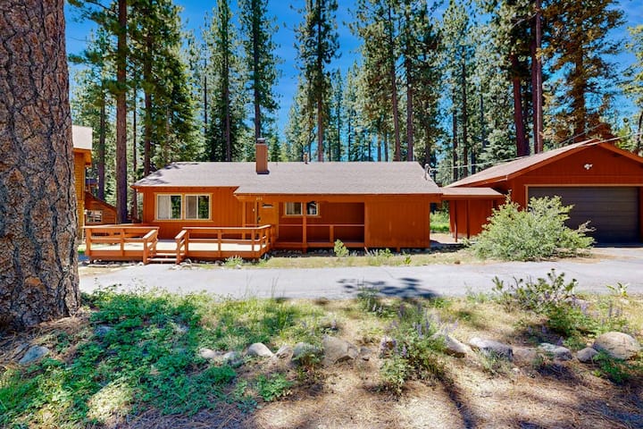 City 3br Dog Friendly | Fireplace | Patio - Tahoe City, CA