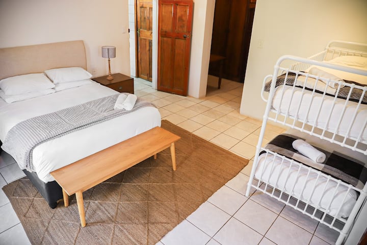 One-bedroom Apartment 5 - Kwikstertjie - Lichtenburg