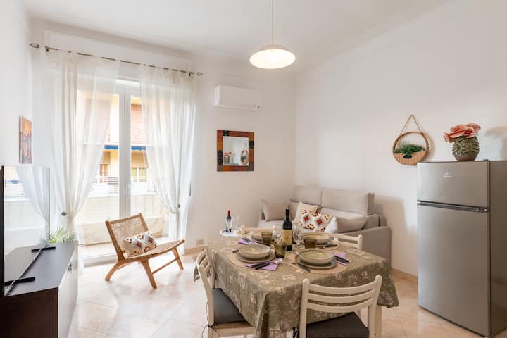 Guesthost - Bright Apartment In Sanremo Center - Sanremo