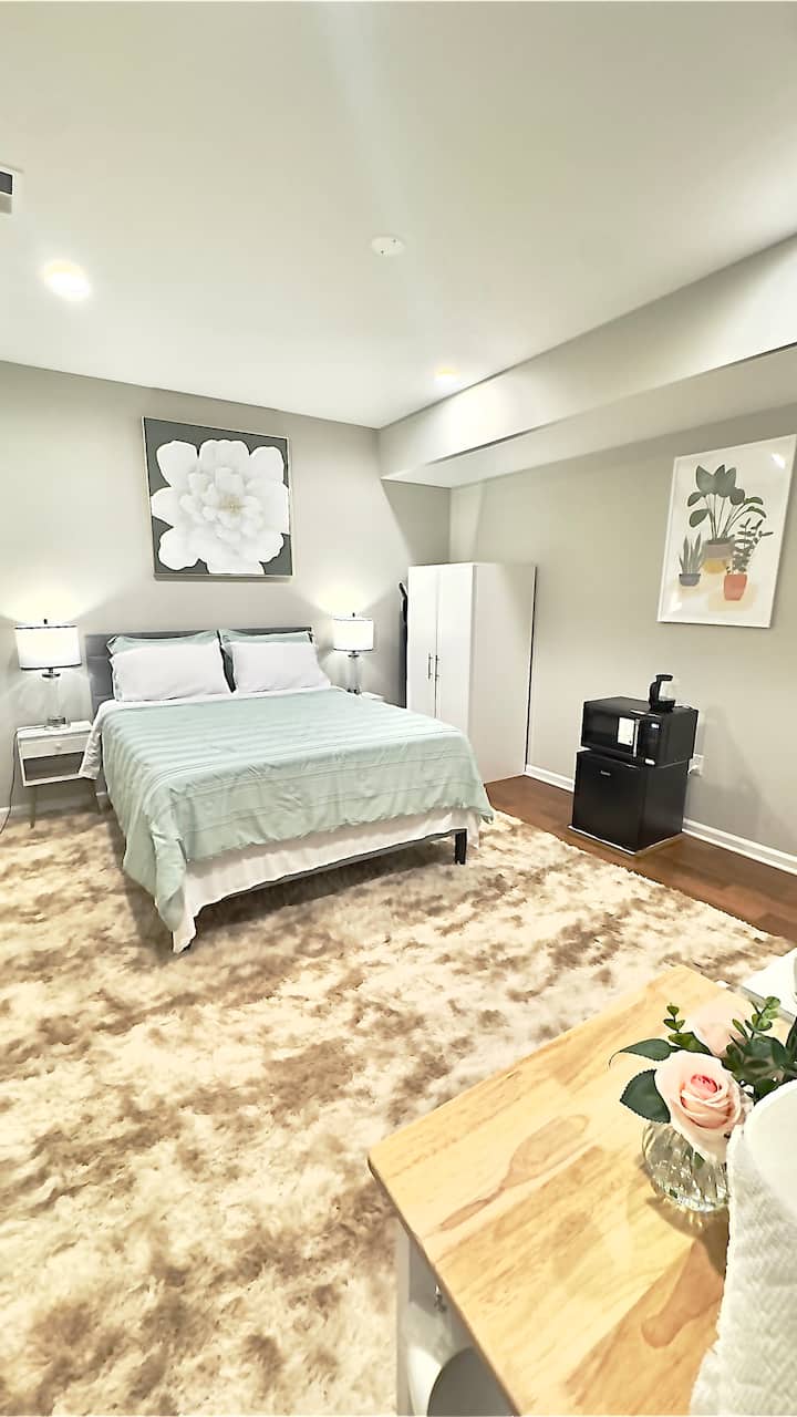 Modern Getaway: 1 Br, Full Priv. Bath, Priv. Entr. - Manassas, VA