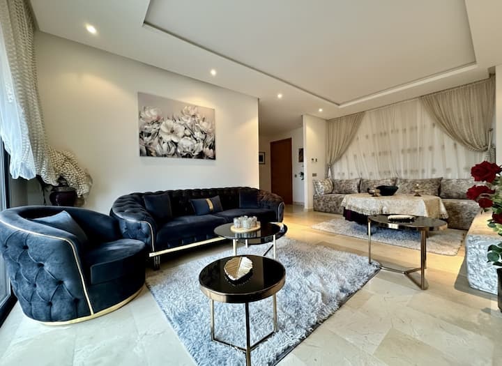 Elegant 2br Apartment • Pool & Secure Parking - Rabat