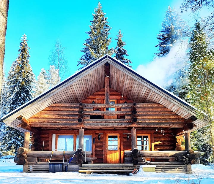 Hirsimökki Saimaan Rannalla - Varkaus