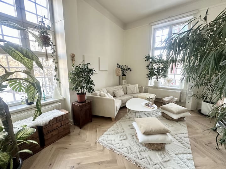 Vackert Boende I Sekelskifteshus I Långbro Park - Tumba