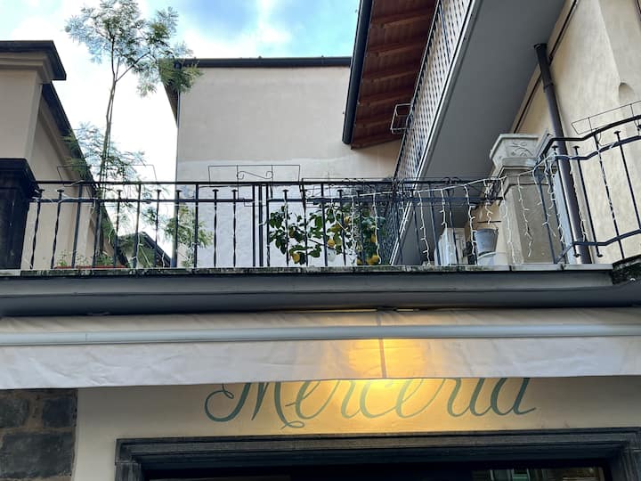 Sarneghera, Nel Cuore Di Sarnico - Sarnico