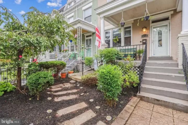 Spacious Columbia Heights Bungalow - Montgomery County, MD