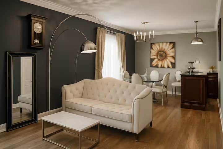 Crystalcity House|walk To Metro |5br Near Dca & Dc - Arlington, VA