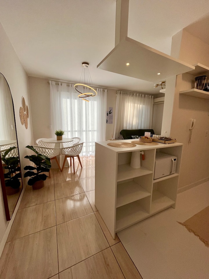 Refúgio Sofisticado, 2dorm, Novo, Infra Completa - Porto Alegre