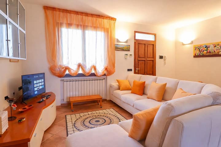 Spaziosa Casa Toscana 120m² - Jacuzzi+free Parking - Montecatini Terme