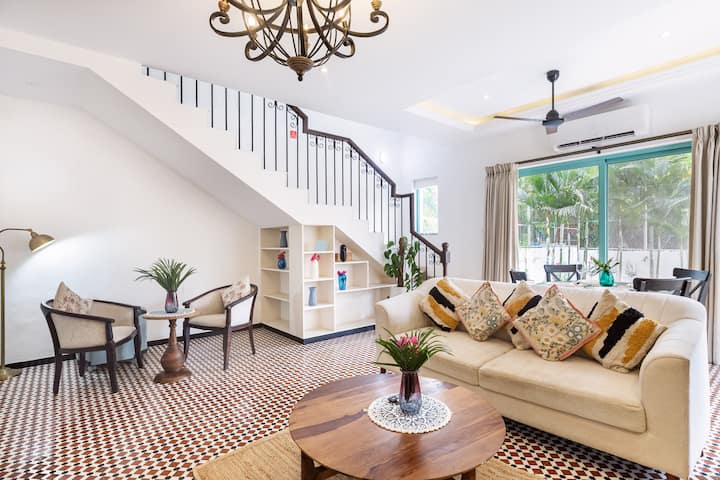 New Luxurious 3bhk Villa | Private Pool In Anjuna - India