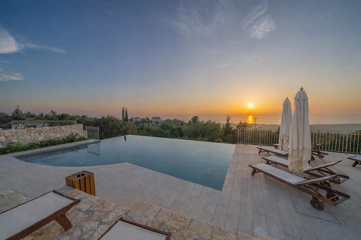 Hellosummer Boutique Suites, Ground-floor Room. - Fiskardo