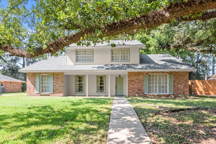The Heritage House: Walk To Lsu | Quiet & Upscale - Baton Rouge, LA