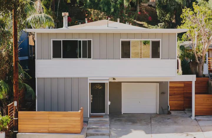Modern Dana Point Beach House - Dana Point, CA