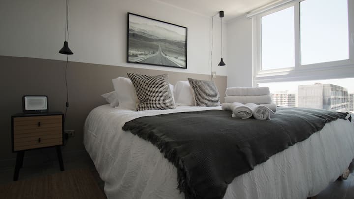 Chic Apartamento, Con A/c, Gym, Piscina, Hasta 3 - Chili