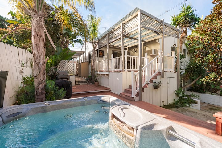 Golden Hour Overlook | Spa | In-law Suite | Grill - San Diego, CA