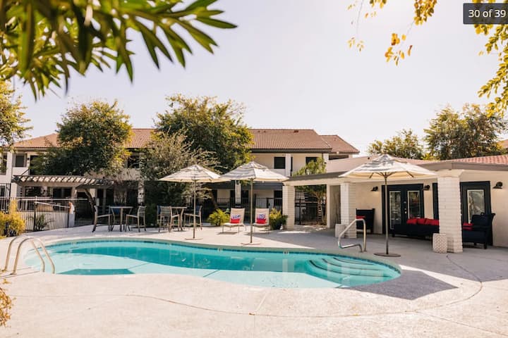 Desert Sun Casita | 2 Bed Resort Pool Bbq - Mesa, AZ