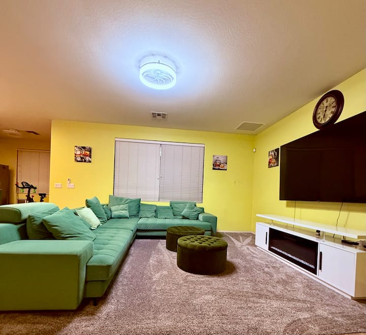 Perfect 1-level, 4-bedroom House In Avondale, Az - 埃文代爾