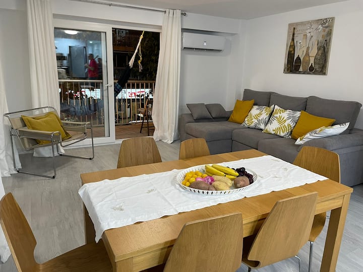 New Stylish Beach Front Apartment - Cullera