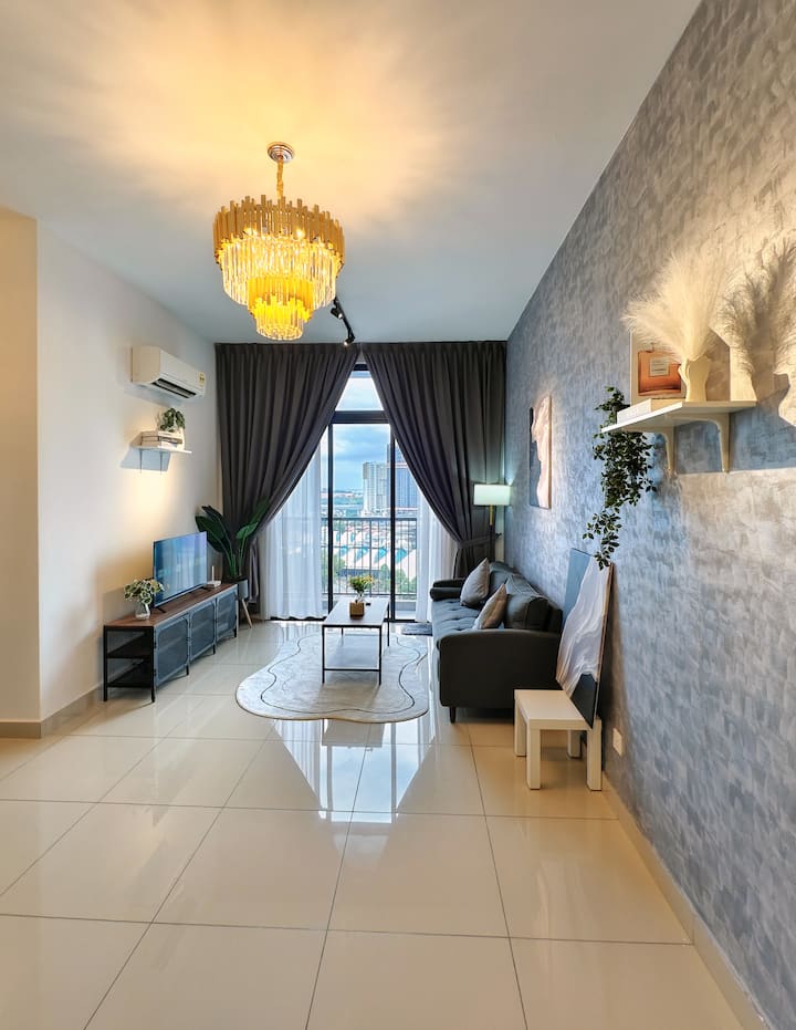 5 Min Walk To Ciq Rts Luxury 7pax Netflix Ciq View - Yishun