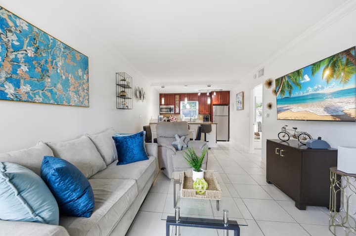 Breathtaking Suite (1120-5) - Fort Lauderdale, FL