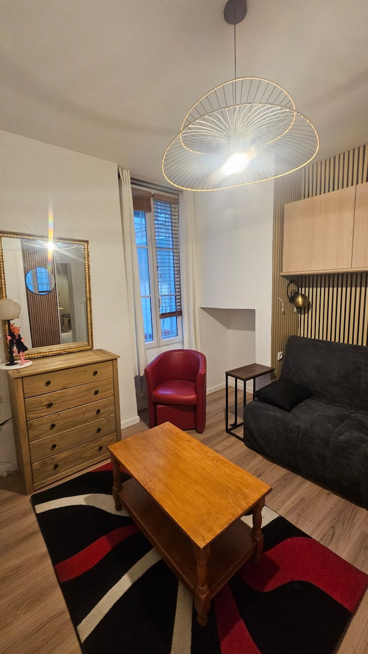 Quatro Rue Du Théâtre - Paris