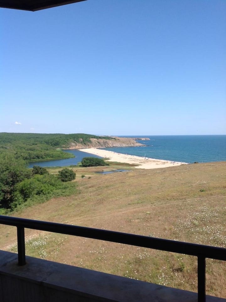 Blue Beauty, Fantastic View, Easy Access To Beach - Sinemorets