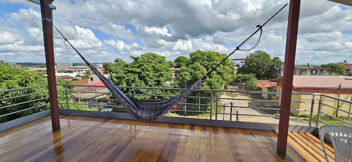 Habitación Con Vista Panorámica A La Ciudad Ii - Puerto Maldonado