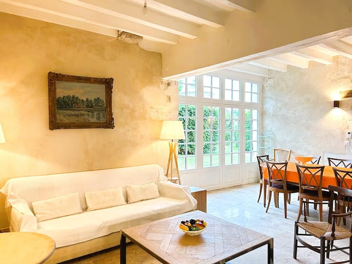 Magnanerie Du Manoir De Beauregard - 엉부와스