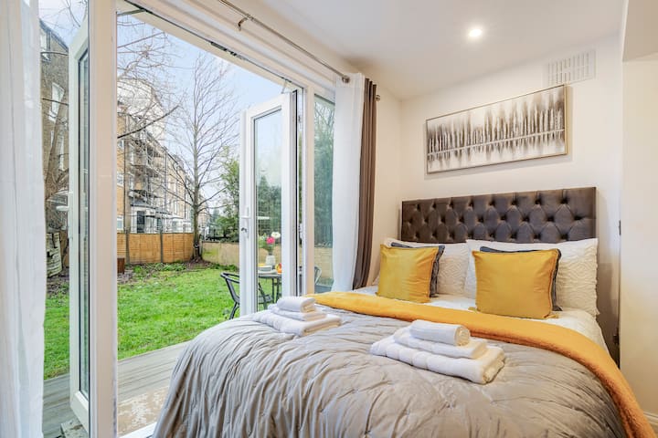Spacious London Studio In Belsize Park | Garden | - Marylebone