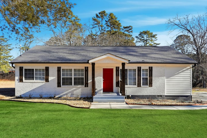 Stone Mountain | One Level Home | Family-friendly - 스톤 마운틴