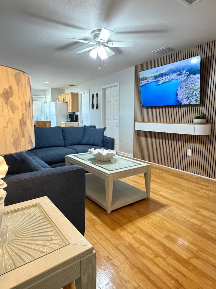 The Crestview - Lakeland, FL