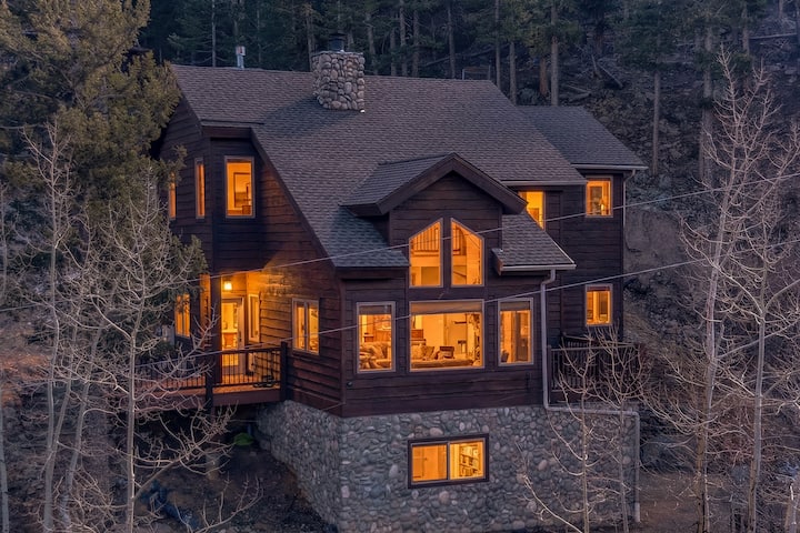 The Hideaway In Evergreen Hot Tub Views Privacy - Evergreen, CO