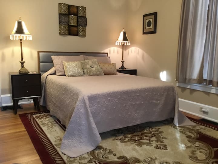 Happy Retreat In The Heart Of Historic Mainstrasse - Covington, KY