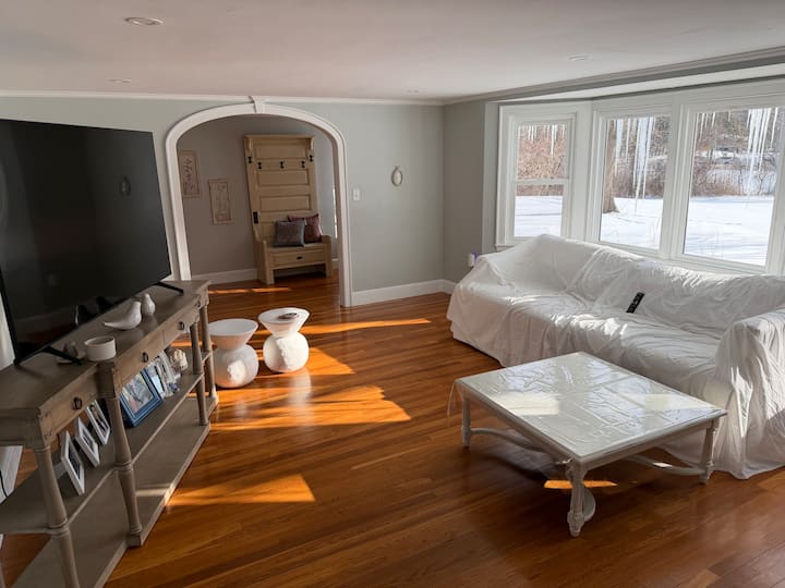 Private Room3 In A House - Dover, NH