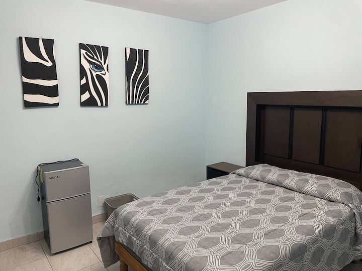 Alojamiento Con 2 Espacios Independientes -Factura - Gomez Palacio