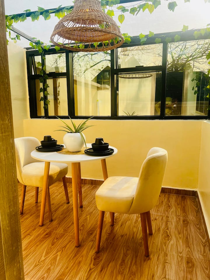 1 Bedroom Apartment In Opebi With Cozy Dining Area - Lagos, Nigeria