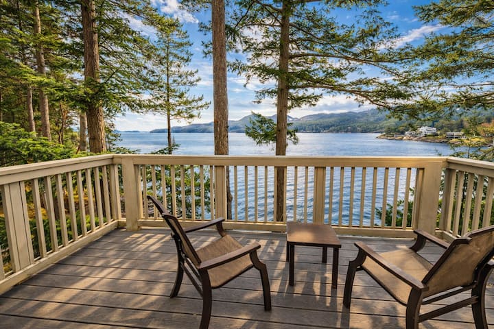 Waterfront Suite With Full Kitchen & Scenic Views - Orcas Island, WA