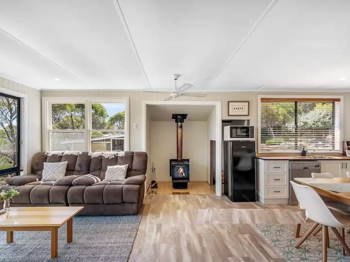 One One Three - Great Lake - Great Lake, Central Plateau