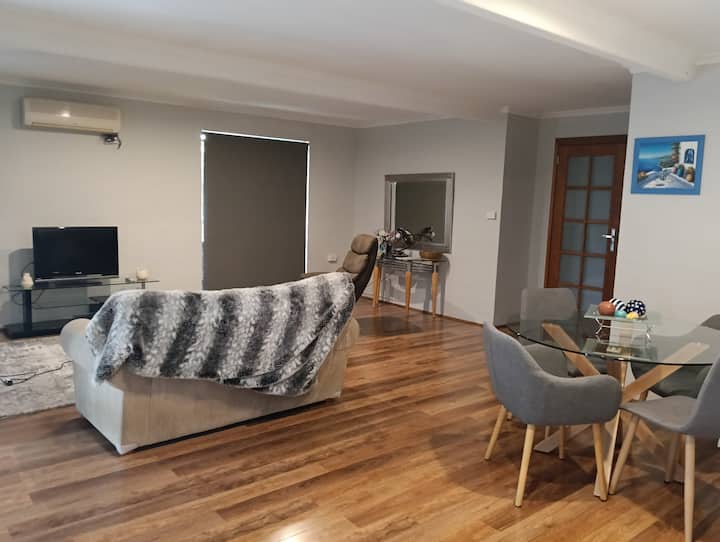 The Garden Room - Canberra