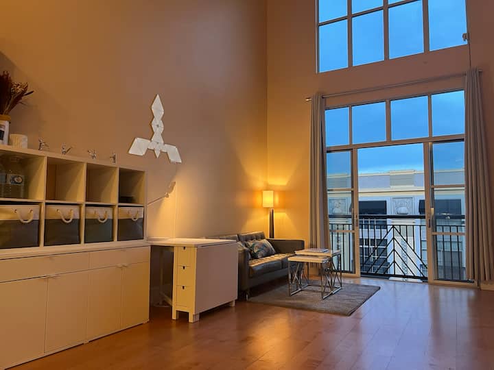 Santana Row - 2 Story Loft - 2bd/2bth (Full) - Santa Clara