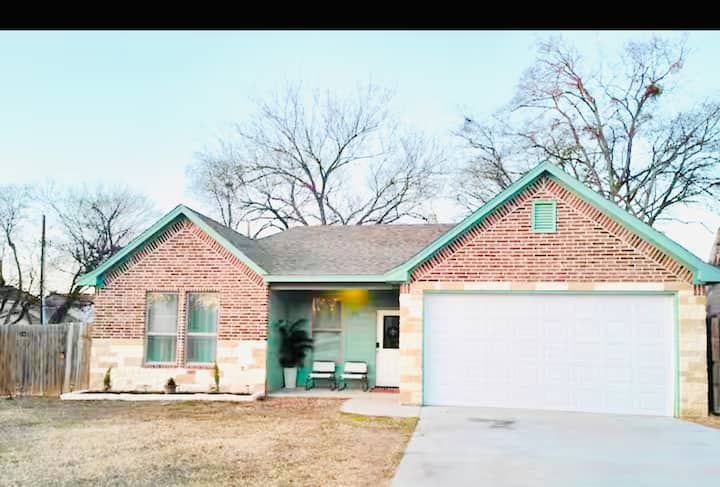 The Cowboys House - Fort Worth, TX