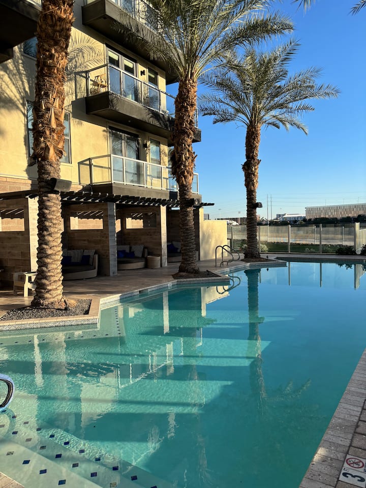 Modern & Clean | Near Lake, Asu & Airport - Tempe, AZ