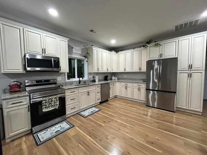 Cozy Stay - Cumberland, MD