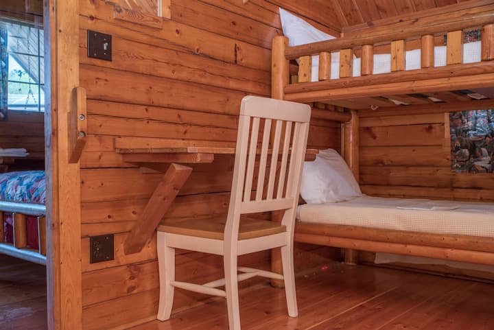 2 Rm Rustic Cabin-kansas City Rv Resort-oak Grove - Odessa, MO