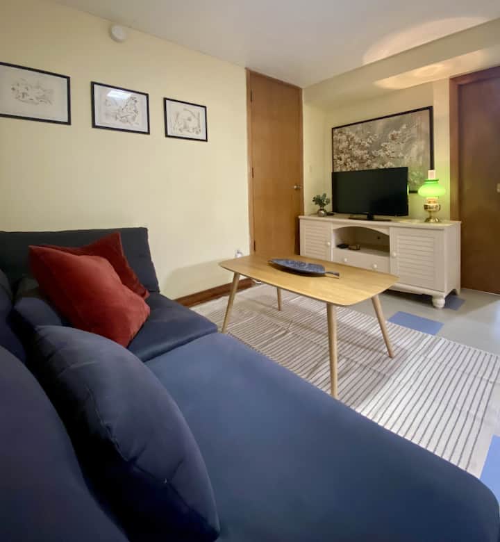 Comfortable Basement Space Near Downtown St. Johns - Portland, OR