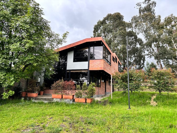 La Casa Del Oso 2
Descanso En El Campo - Napo